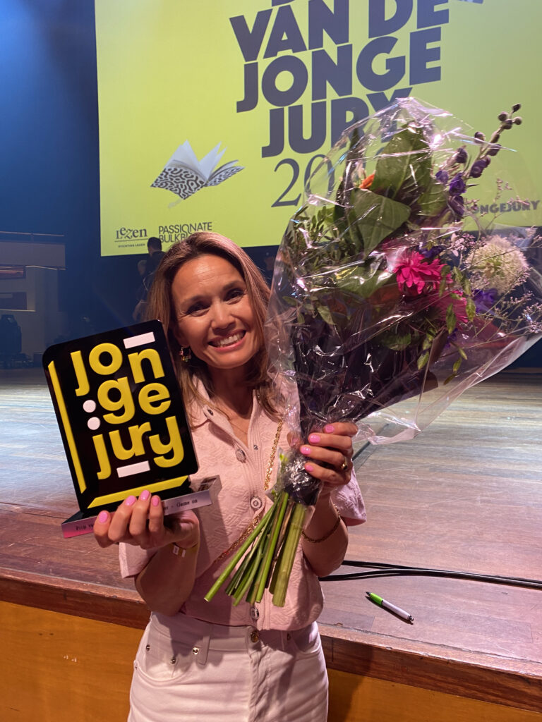 Uitgeverij De Fontein | Cis meijer wint de prijs van de jonge jury